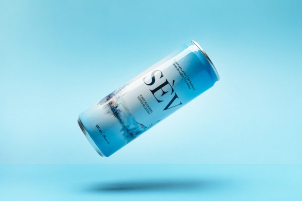 SÈV – Hard sparkling maple water with vodka – Packaging Of The World