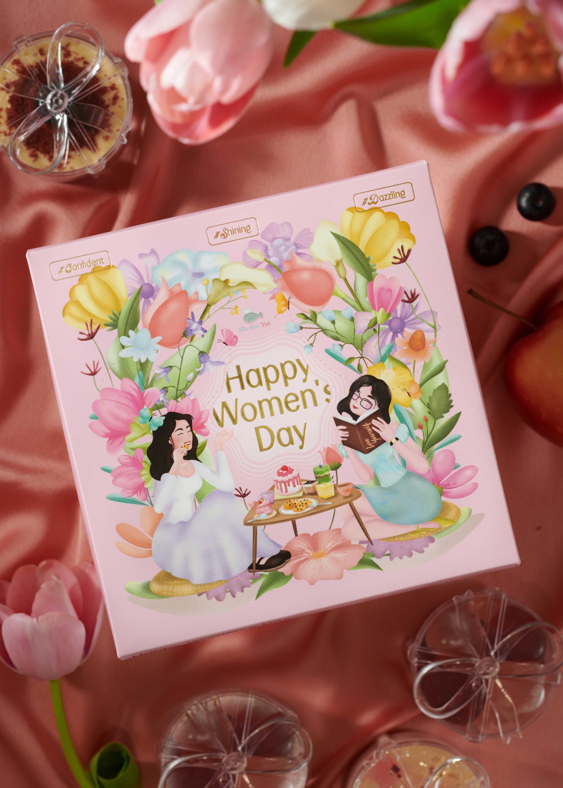 Lala Bakery | Happy women’s day Packaging – Packaging Of The World