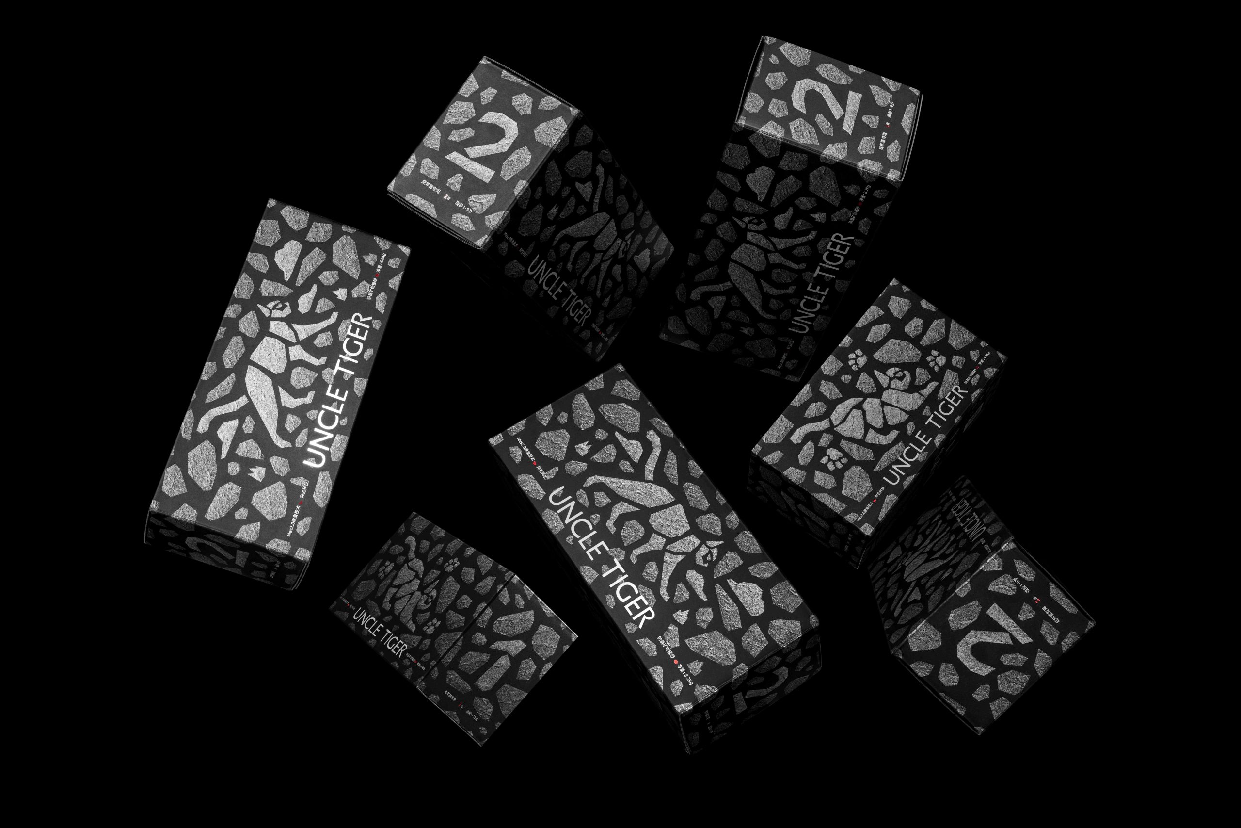 Uncle Tiger Cat Litter X LBD – Packaging Of The World